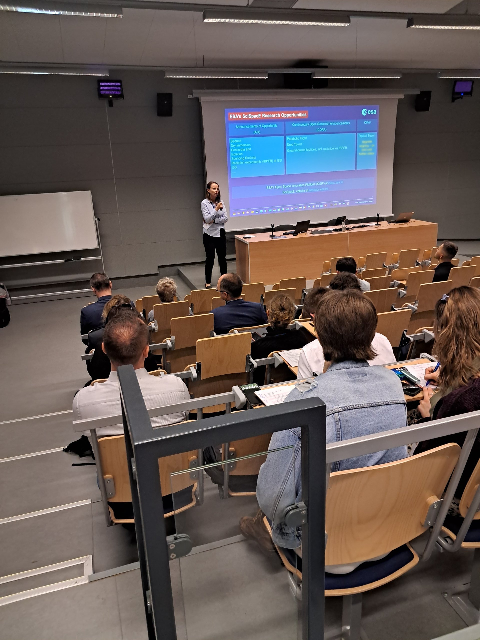 Dzień Informacyjny Europejskiej Agencji Kosmicznej (ESA) - Centrum Nauk ...